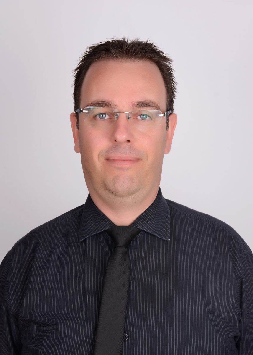 Yöneticilerimiz / Kurucularımız – TED EGE KOLEJİ